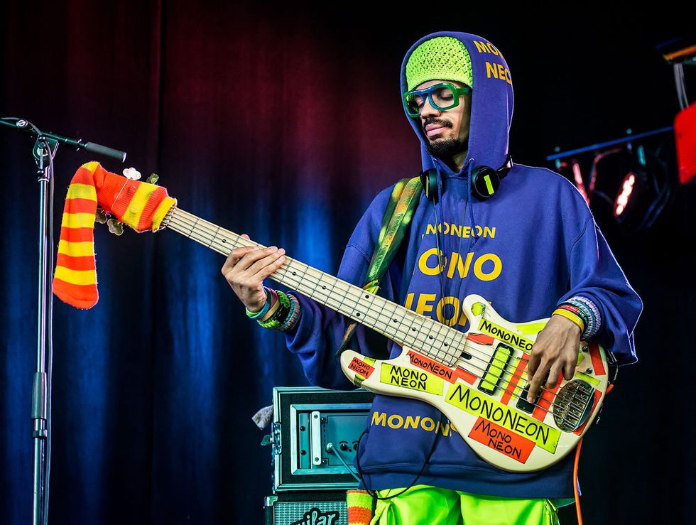 MonoNeon: 21st-Century Dada | Premier Guitar