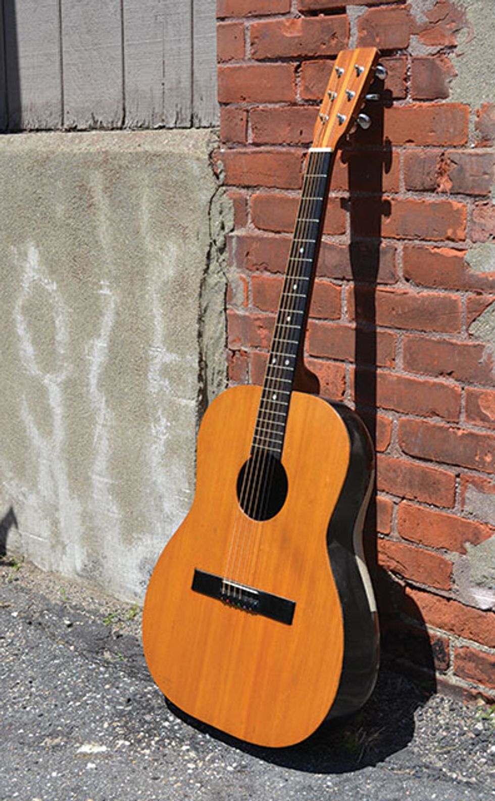 Factory Tour: Fender Acoustic Custom Shop • Guild Guitars • Ovation ...