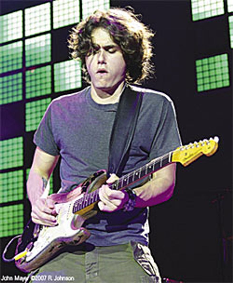 Right Hand Man: René Martinez - Premier Guitar