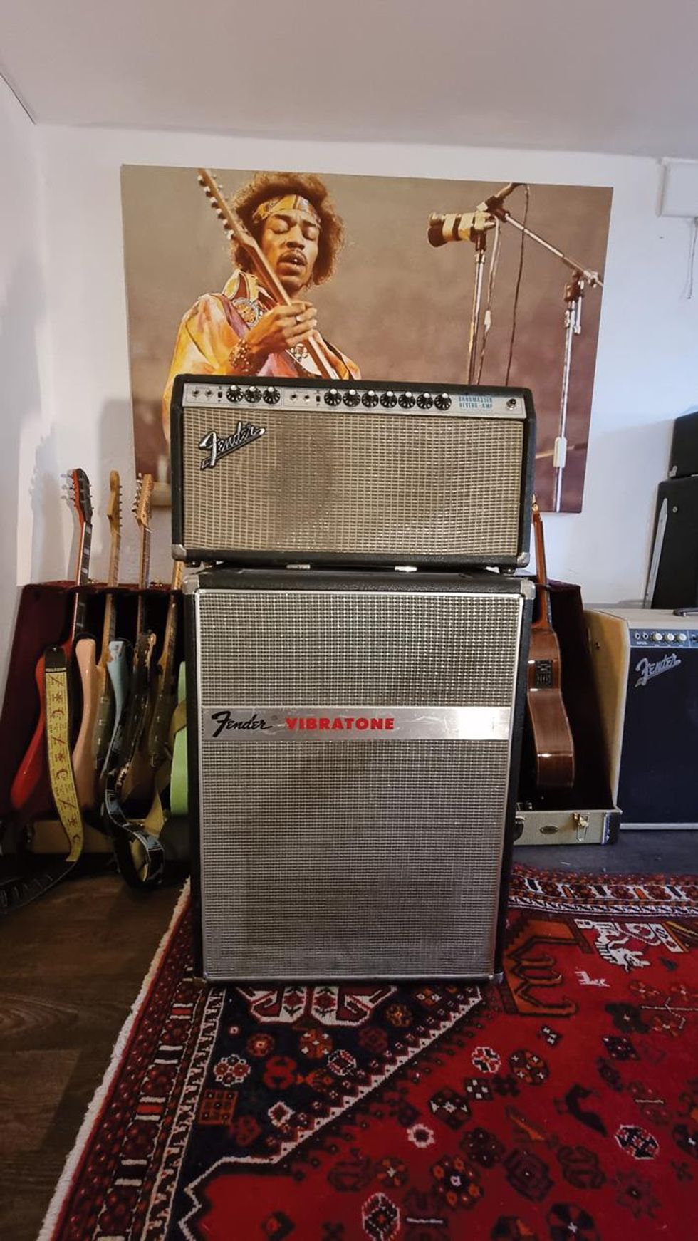 Fender’s Vibratone Will Set Your Head Spinning – Max's Music Blog
