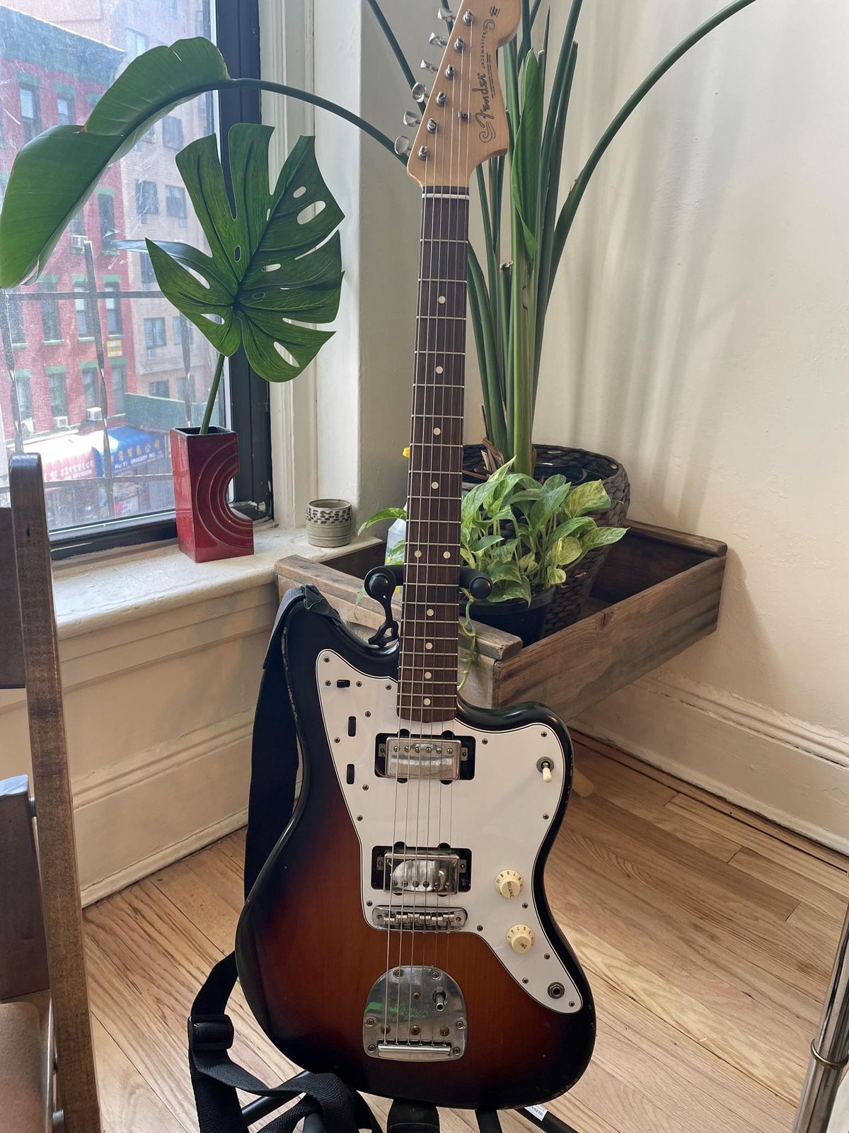 Fender Classic Player Jazzmaster Special - Premier Guitar