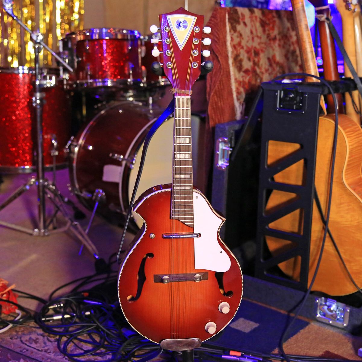 Mondo Mando - Premier Guitar