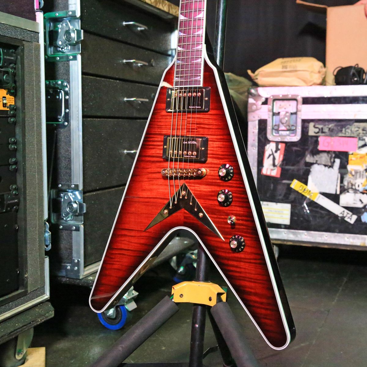 Vivacious V - Premier Guitar