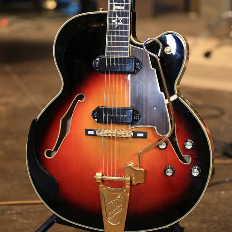 Merle Travis Guitar Super 400