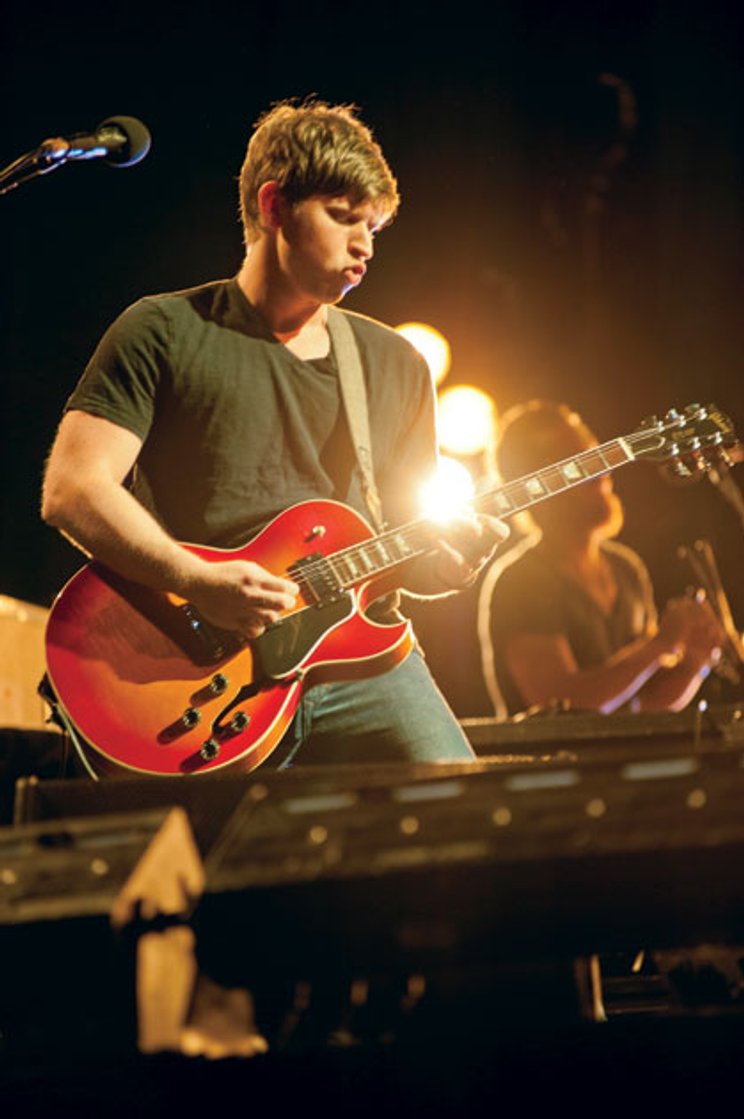 Kings Of Leon Lead Guitarist